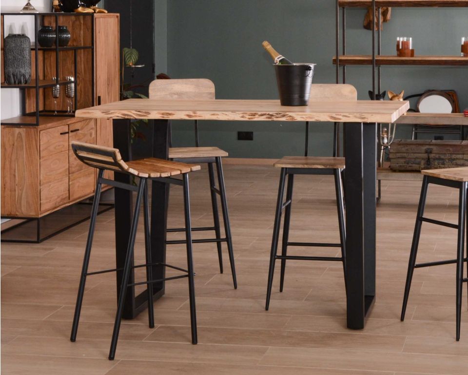 Tabouret de bar design en métal noir et bois massif "Caractère" - 8831