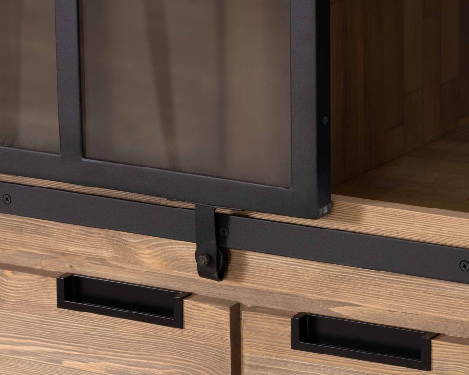 Vitrine industrielle en pin massif brossé et porte vitrée "Tolf" - 9795